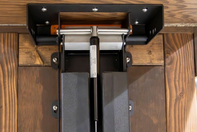 Heavy Counters? Lift Gate Hinges Help Lighten the Load